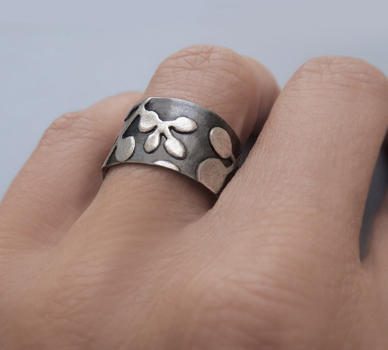 Sterling Silver Band Ring With Flowers, Oxidized Silver Ring Handmade ...