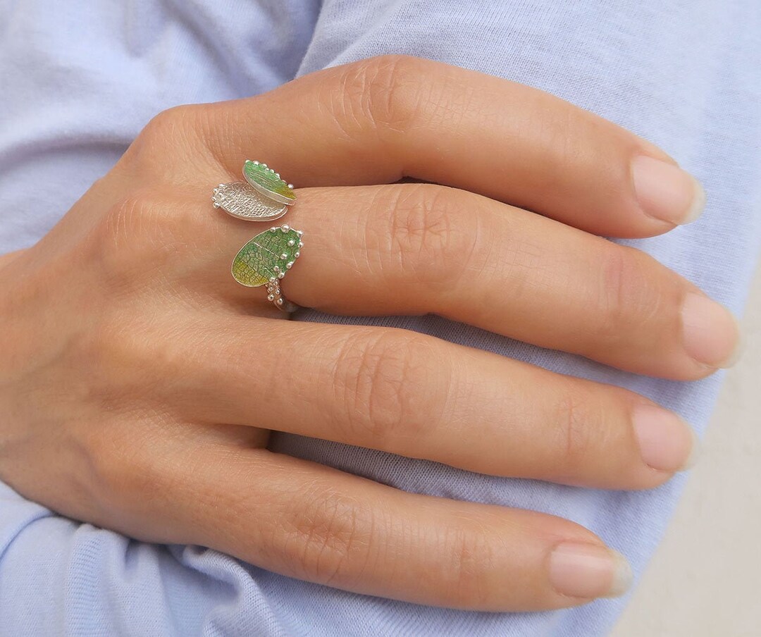 Green Ovals Ring, Silver Ring Inspired by Nature - Etsy
