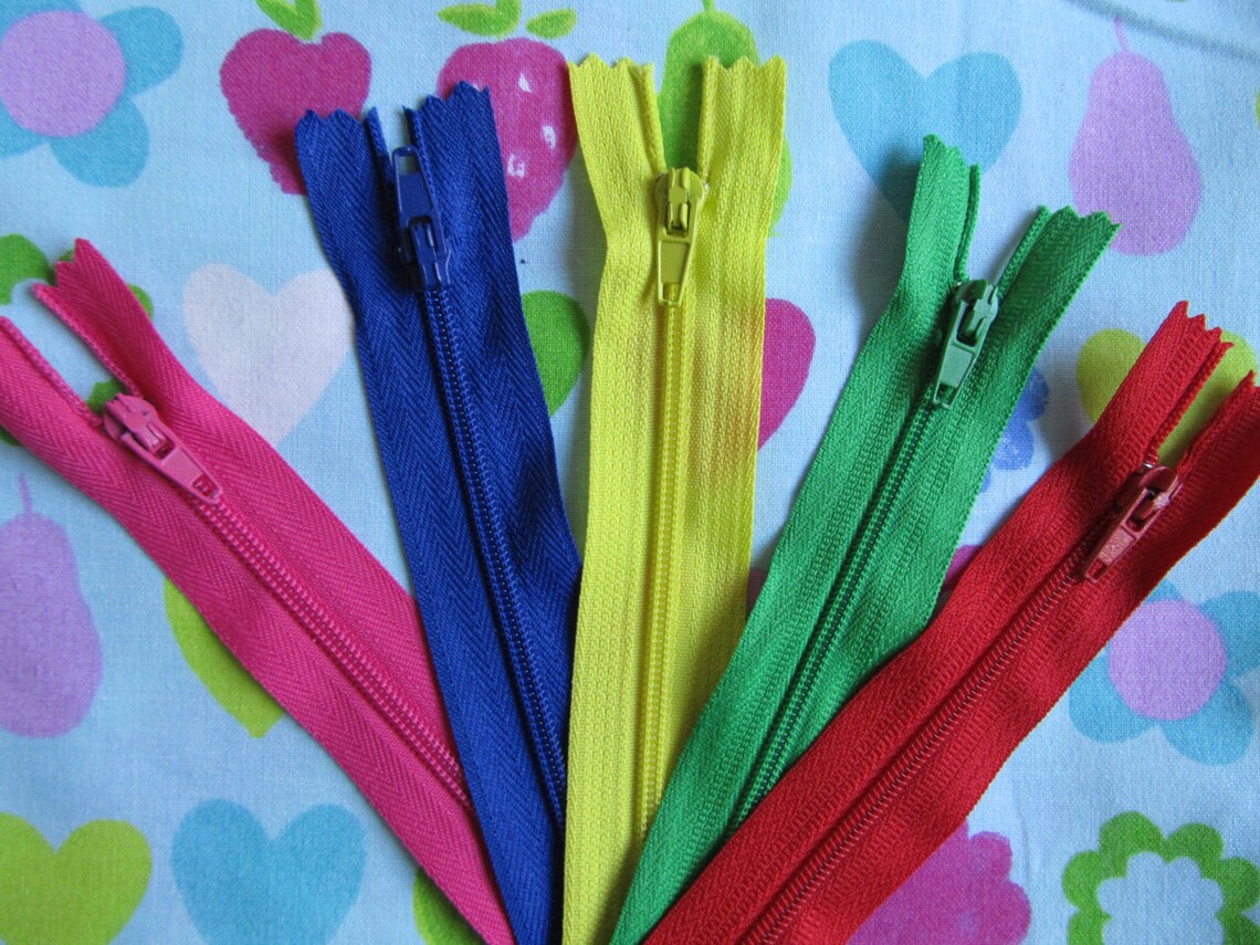 Zips 16 40cm Pack of 5 - Etsy UK