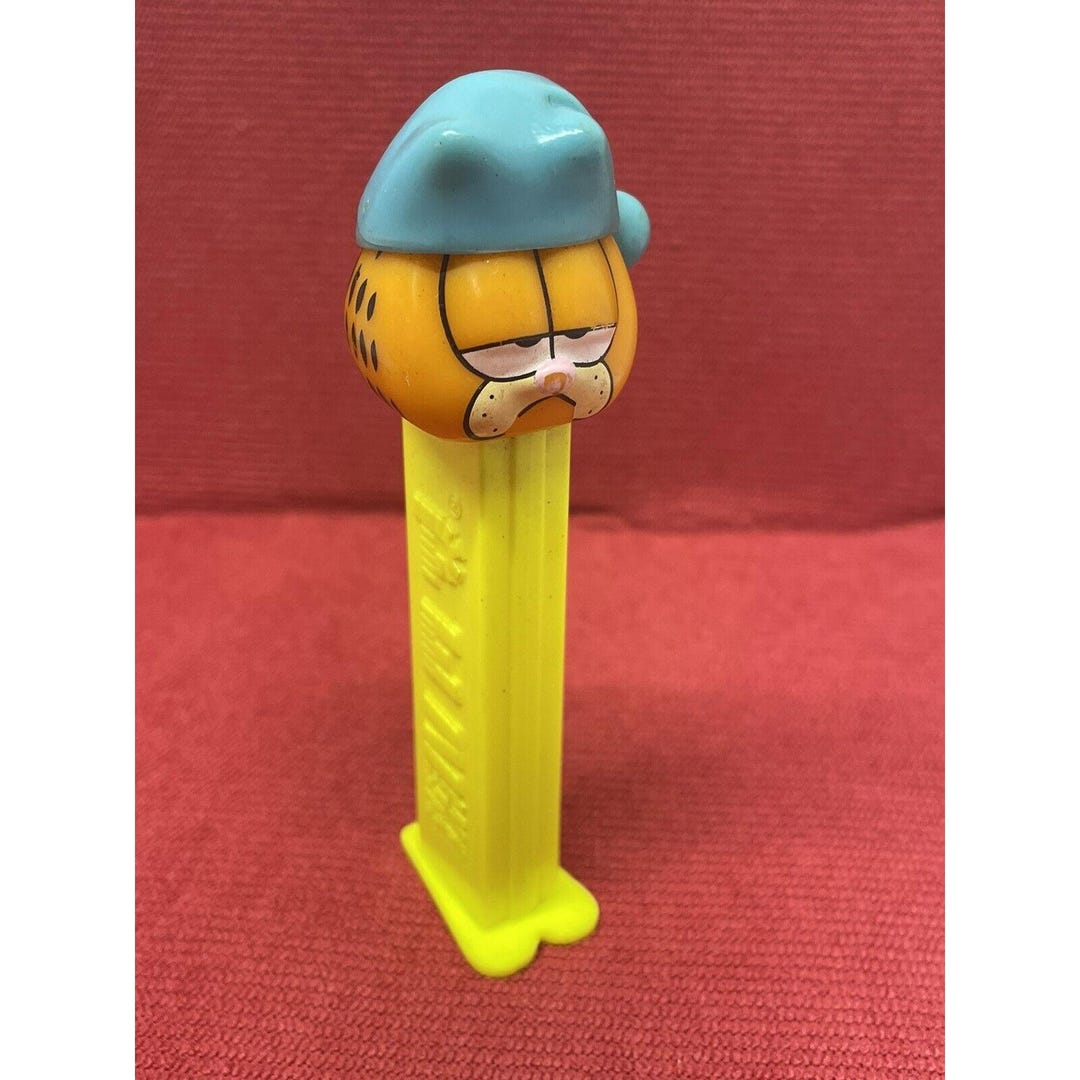 Garfield Sleeping Cap Bedtime Napping Pez Dispenser Vintage Collectible ...