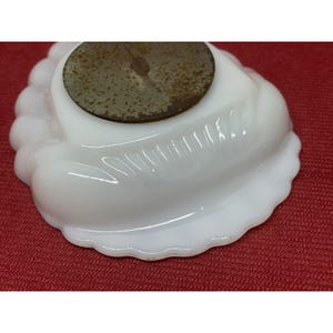 Vintage Milk Glass Shell Scallop Spoon Rest Soap Dish Ashtray Trinket ...