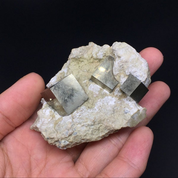 Mineral Display - Etsy