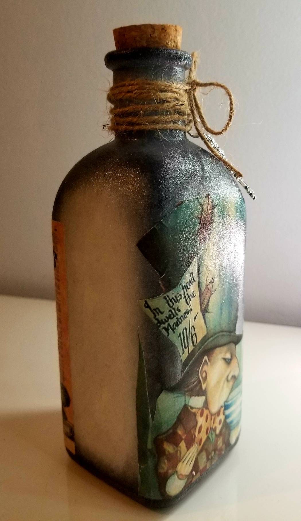 Alice in Wonderland Bottle. Drink Me Bottle. Mad Hatter Decor. - Etsy UK