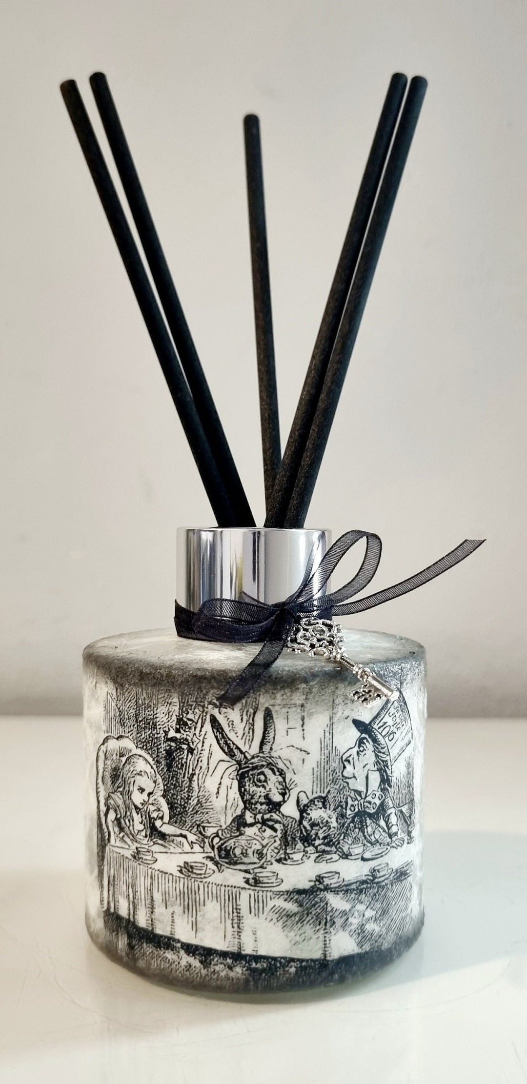 Handmade Alice in Wonderland Reed Diffuser | Empty Fragrance Diffuser ...