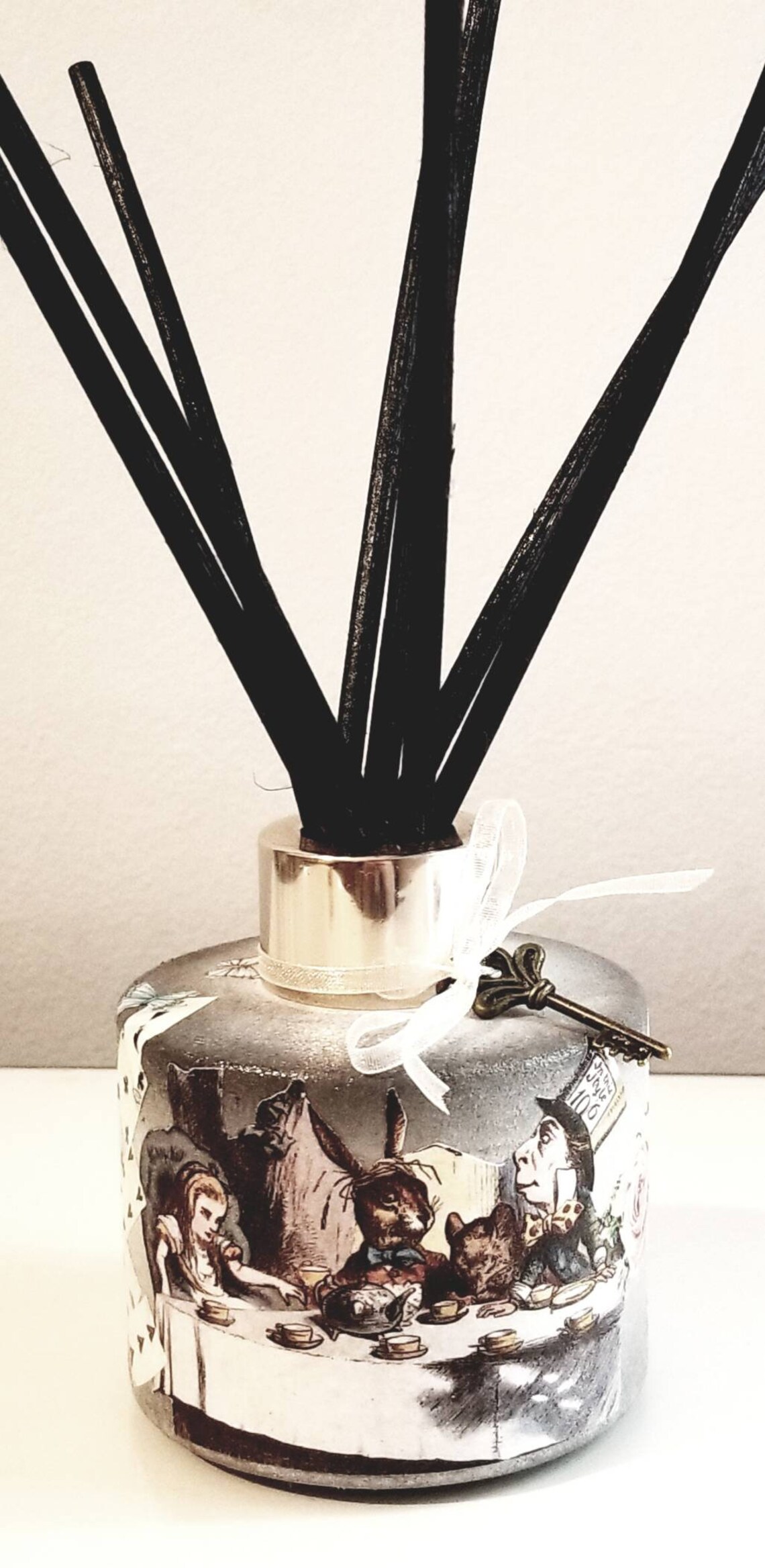 Alice in Wonderland Diffuser. Alice in Wonderland Decor. Alice | Etsy