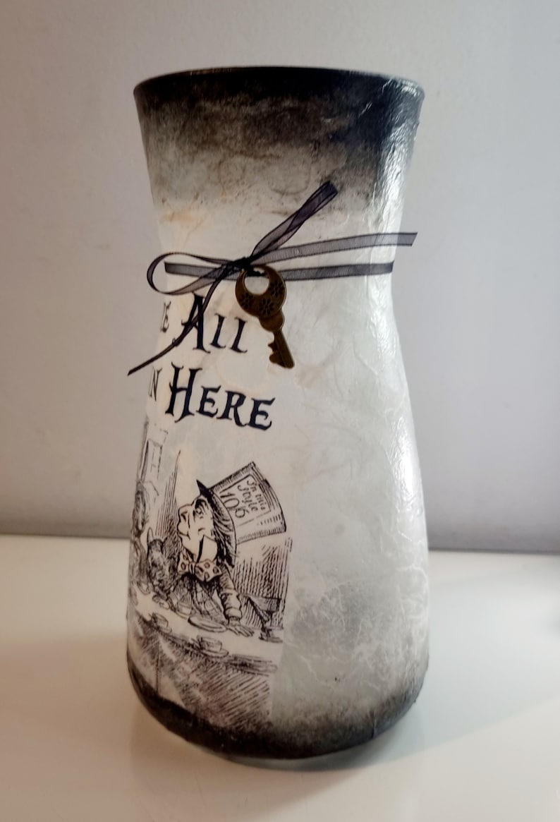 Alice in Wonderland Inspired Vase. Alice Decor. Beautiful Botanical ...