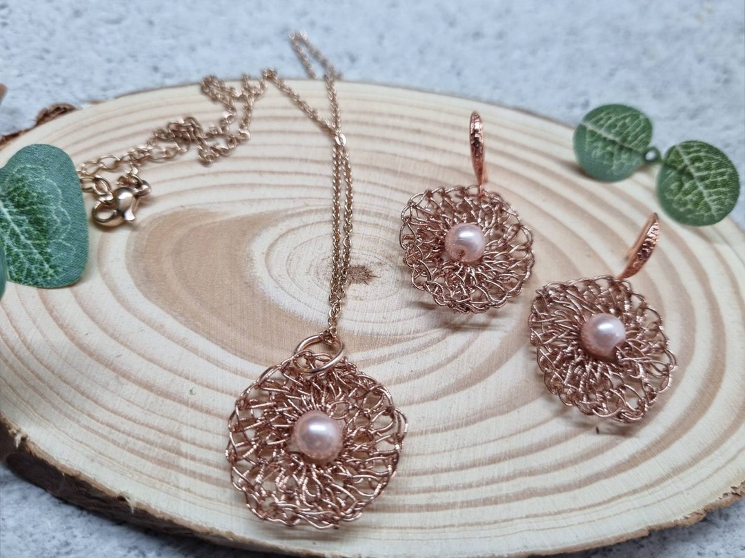 Parure Orecchini E Collanina Con Ciondolo Realizzati - Etsy