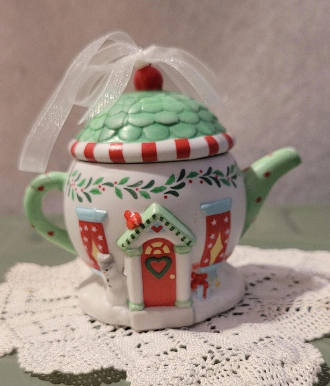 Hallmark Keepsake Porcelain Teapot Ornament: Cozy Home Christmas 2001 ...