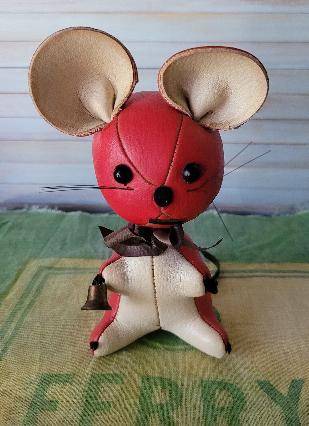 Dakin Stuffed Mouse With Bell, Vintage Dream Pets, Two Tone Red & Cream ...