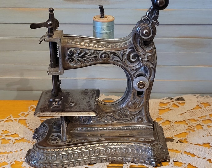 Antique Muller Model 6 Toy Sewing Machine, Rare Model, Nickel ...