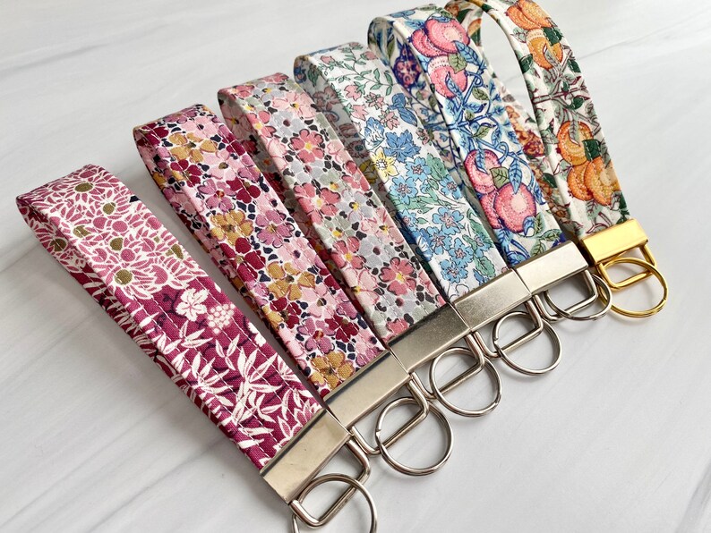 Liberty London Fabric Keychain Wristlet: Lightweight Keychain - 6 ...