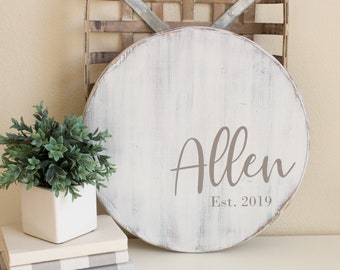 Round Family Name Sign | Etsy