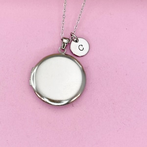 Silver Locket Pendant Necklace, Locket Necklace, Keepsake Photo Frame ...