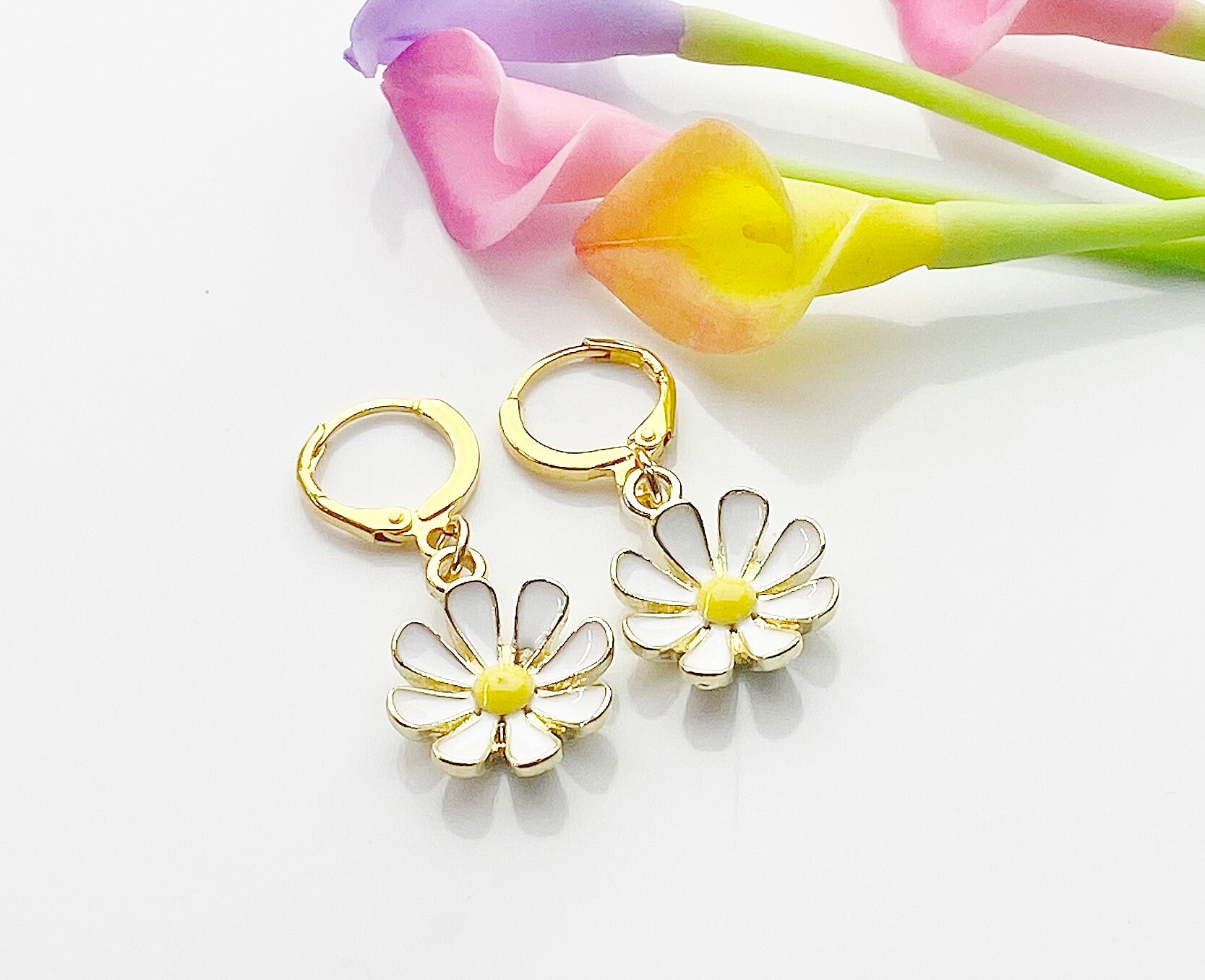 Gold Daisy Earrings Daisy Flower Jewelry Birthday Present - Etsy