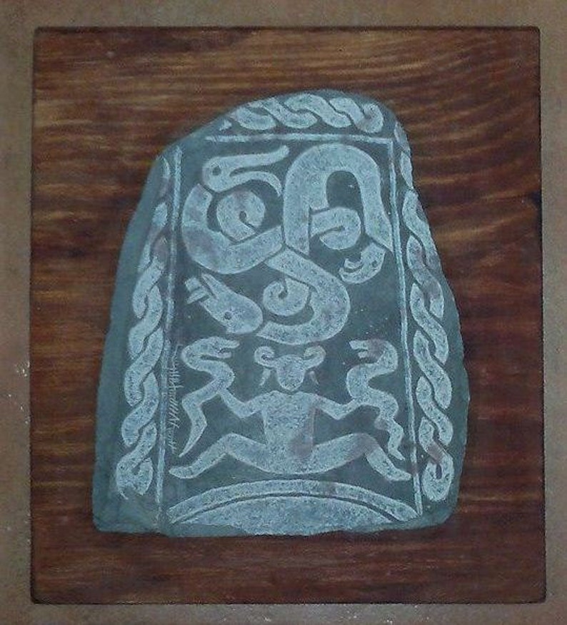 Smiss Runestone (stone of the Witch of the Serpents) - Etsy