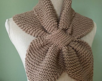 Very Easy Keyhole Marple Neckwarmer in Garter Stitch Beginner Project ...