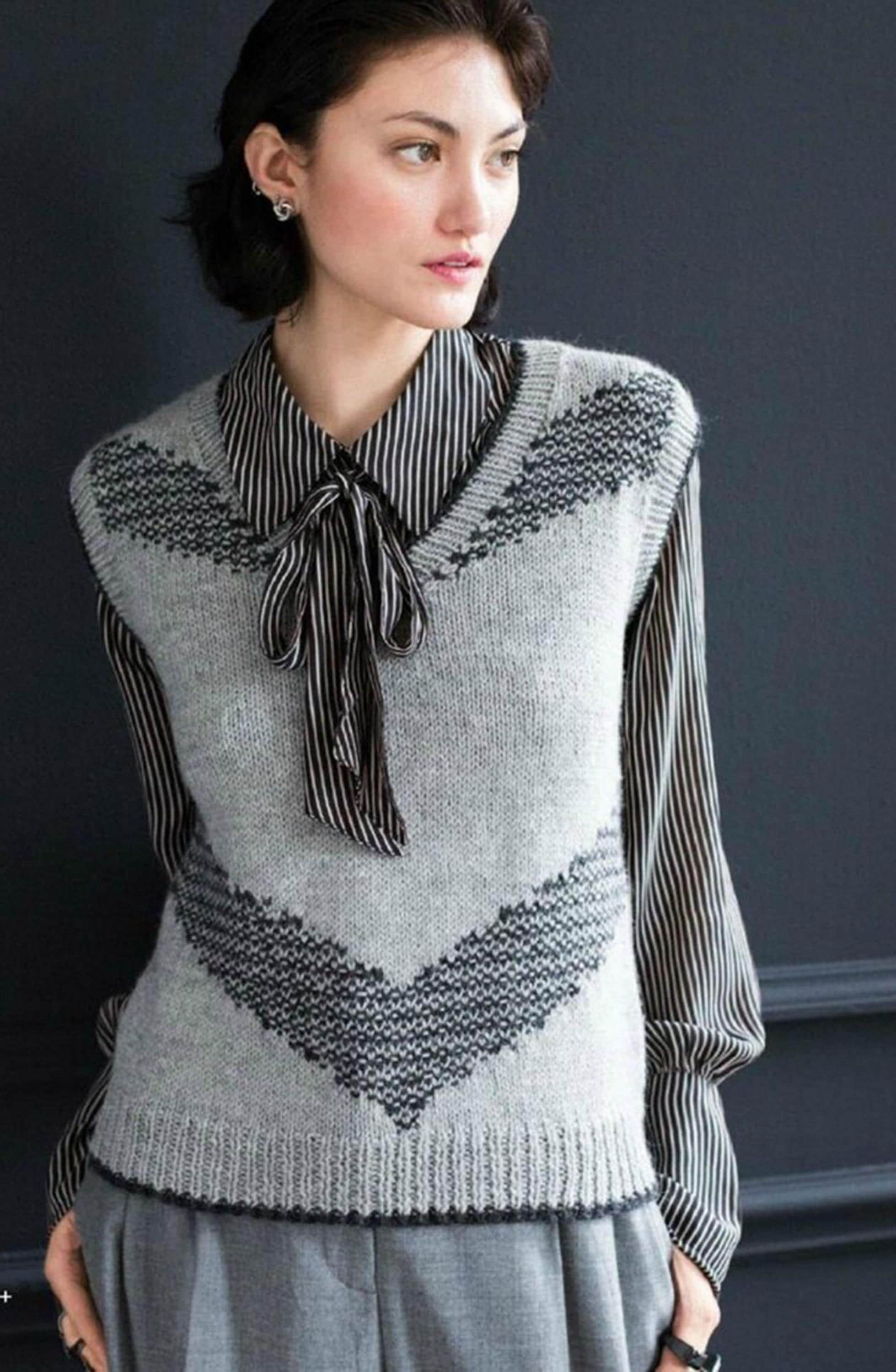 Woman's Textured V Neck Slipover Sleeveless Jumper, Tank Top Knitting ...