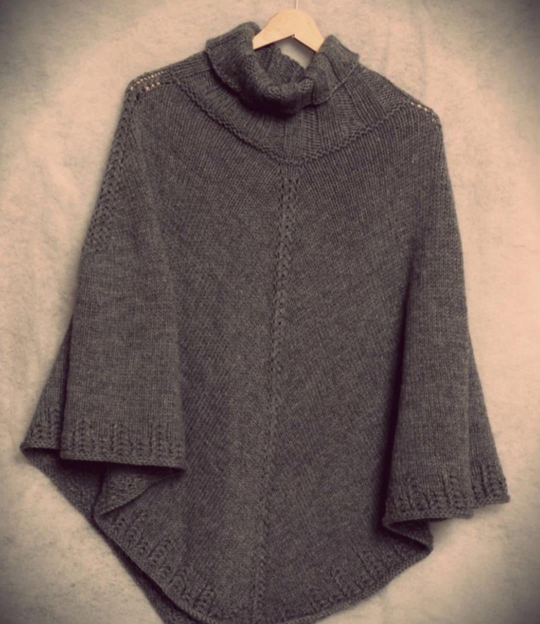 Easy Beginner One Piece Womans Poncho One Size Seamless - Aran Wool 10 ...