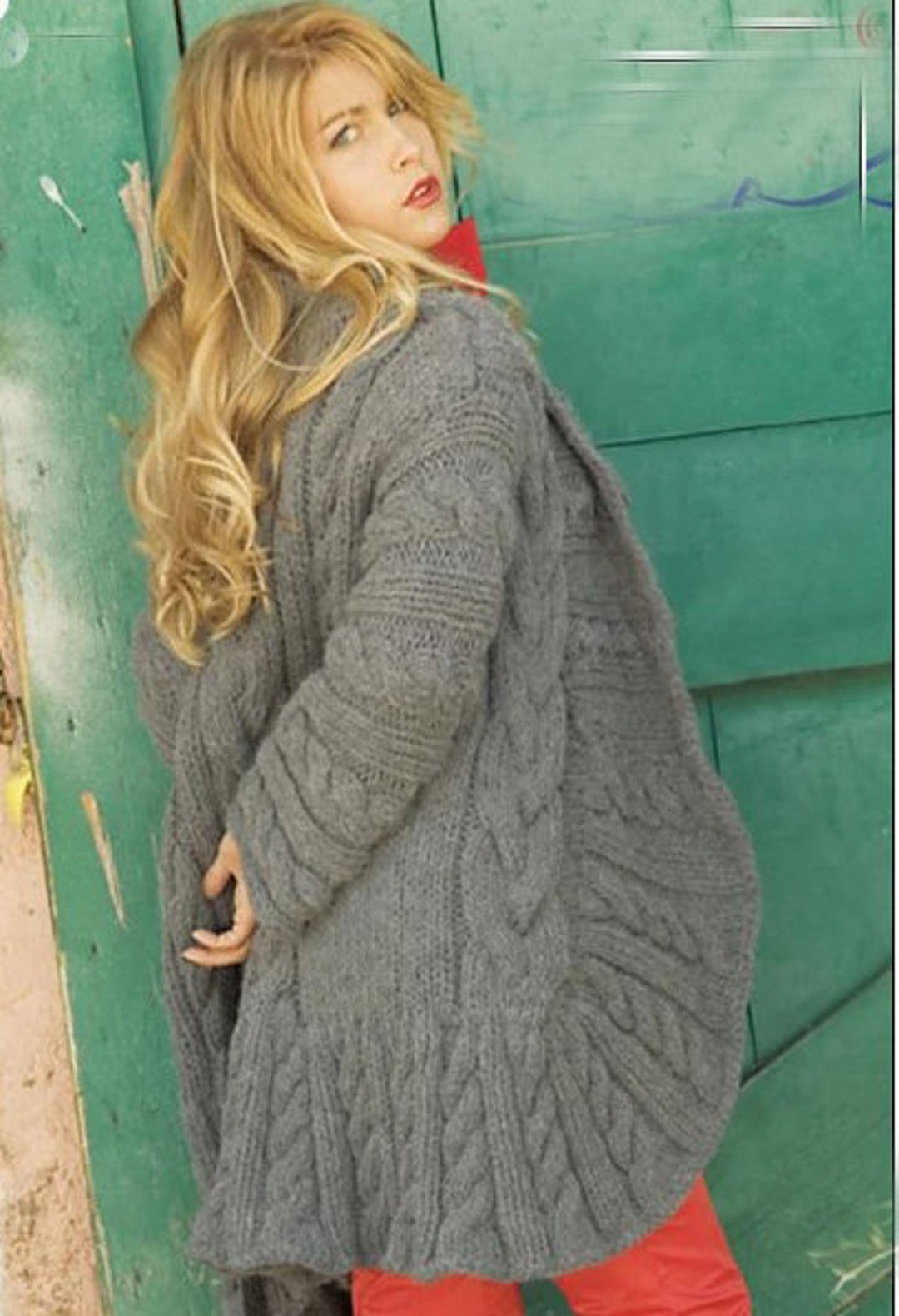 Womans Super Chunky Super Bulky Edge to Edge Jacket Cable Design, Round ...