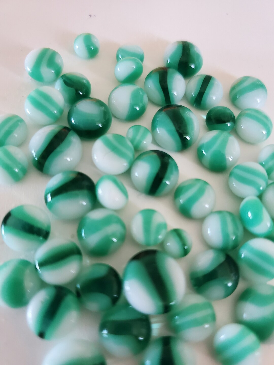 COE 96 Small Glass Puddles / Dots / Frit Balls. Green and White. 27 ...