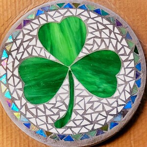 Shamrock Mosaic Garden Stone - Etsy