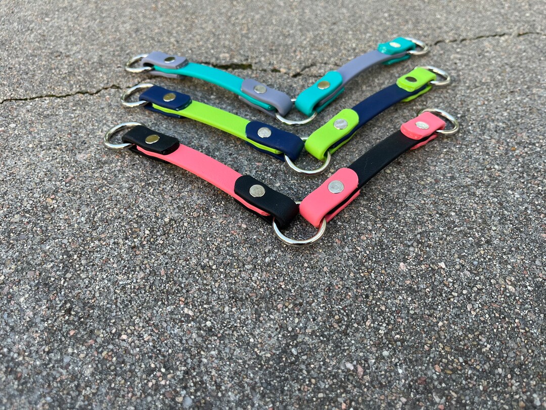 Deluxe 2 Color Basic Biothane® Fan Hanger- (mid Size- XL) Fan Holder ...