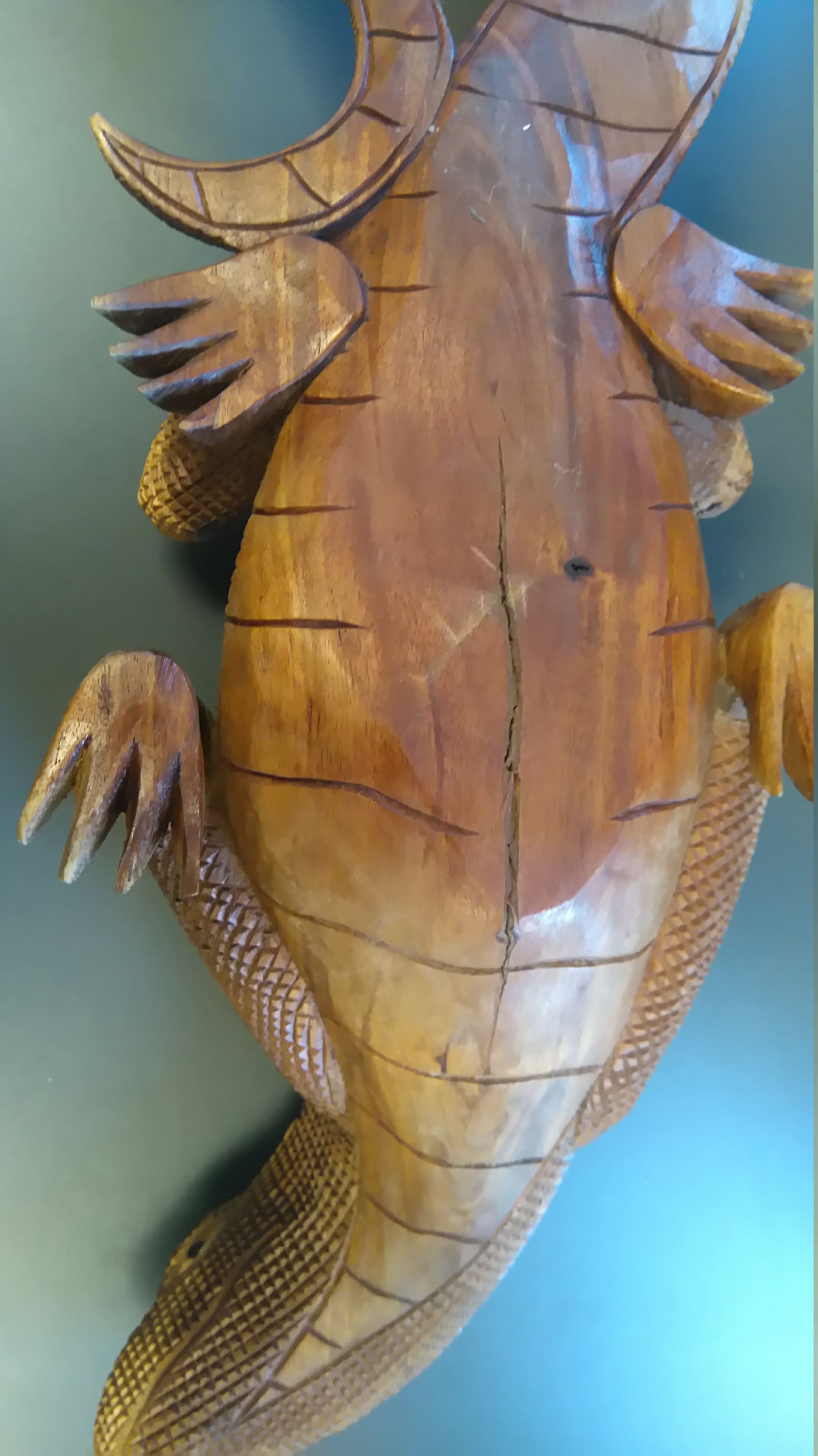 Vintage Wooden LIZARD Hand Carved Reptile Looks Real Mid Century Modern ...