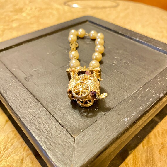 Vintage Gold Tone Flower Cart Charm Bracelet - Gem