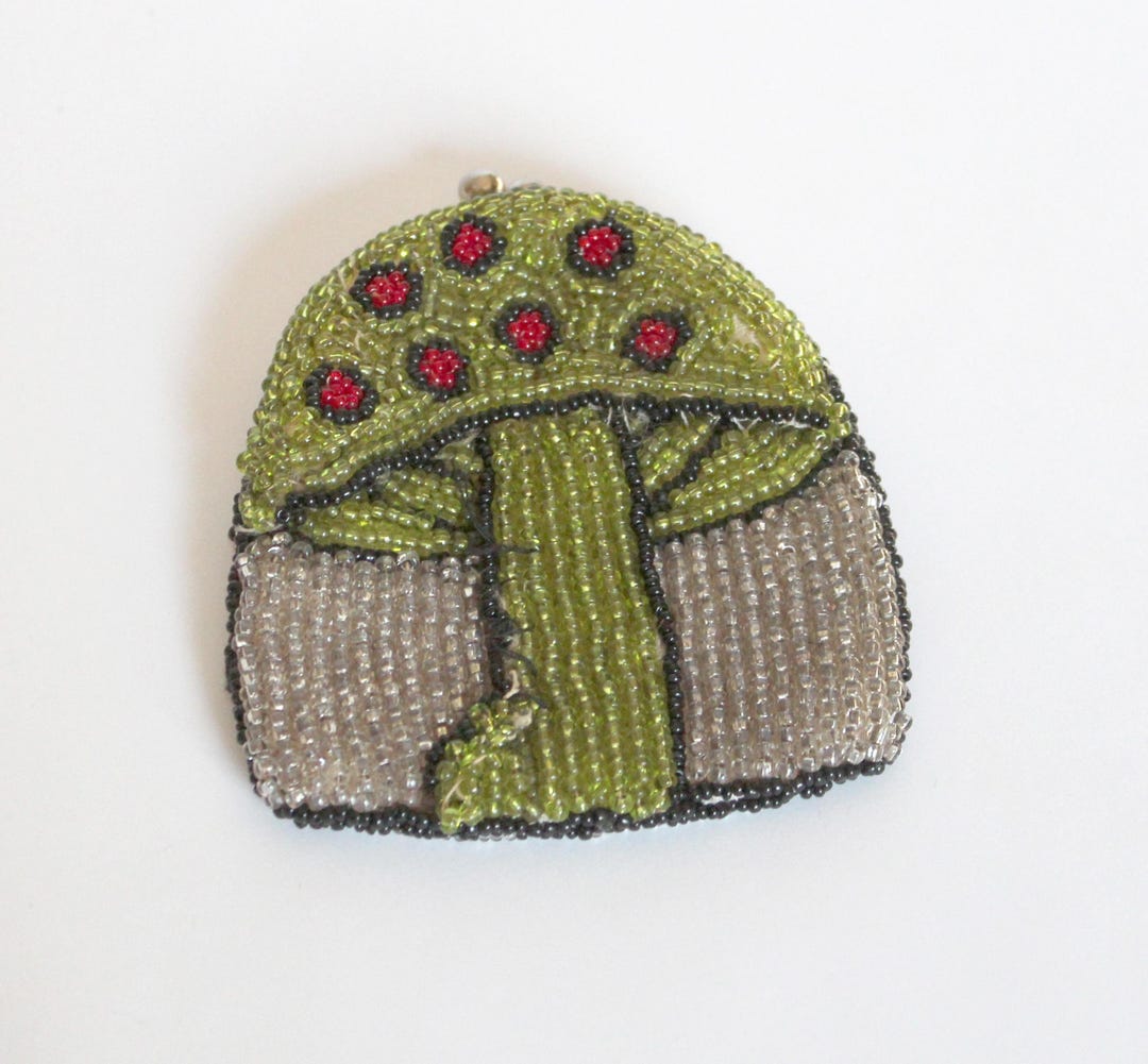 Vintage 1960s-1970s Mushroom Beaded Coin Purse - Etsy
