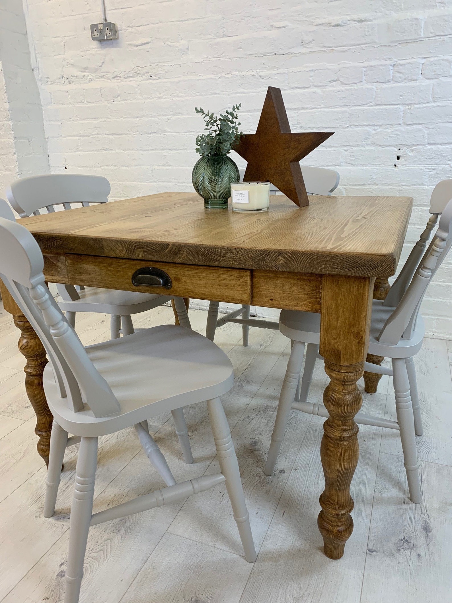 Small Square Solid Wood Farmhouse Dining Table With Extendable Leaf and ...