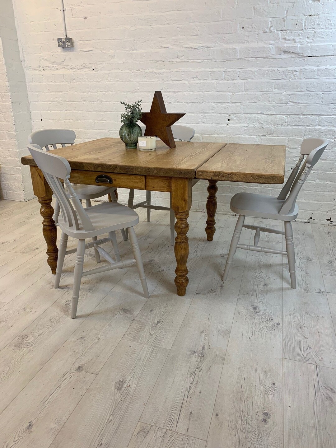 Small Square Solid Wood Farmhouse Dining Table With Extendable Leaf and ...