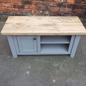 Shaker Style Rustic Pine Wood Top TV Unit Painted Media Table With ...
