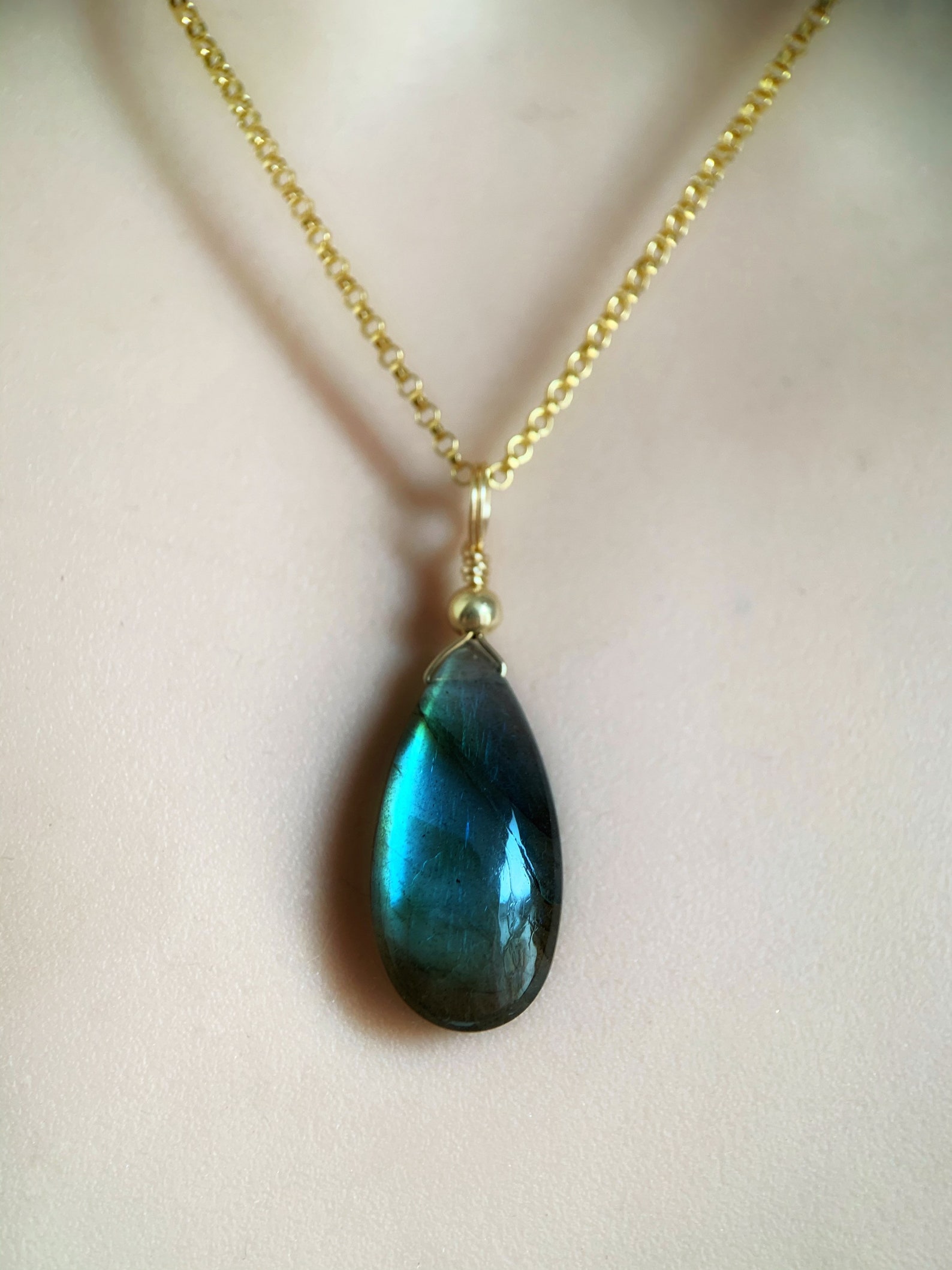 Labradorite Pendant Necklace / Labradorite Jewellery / - Etsy UK
