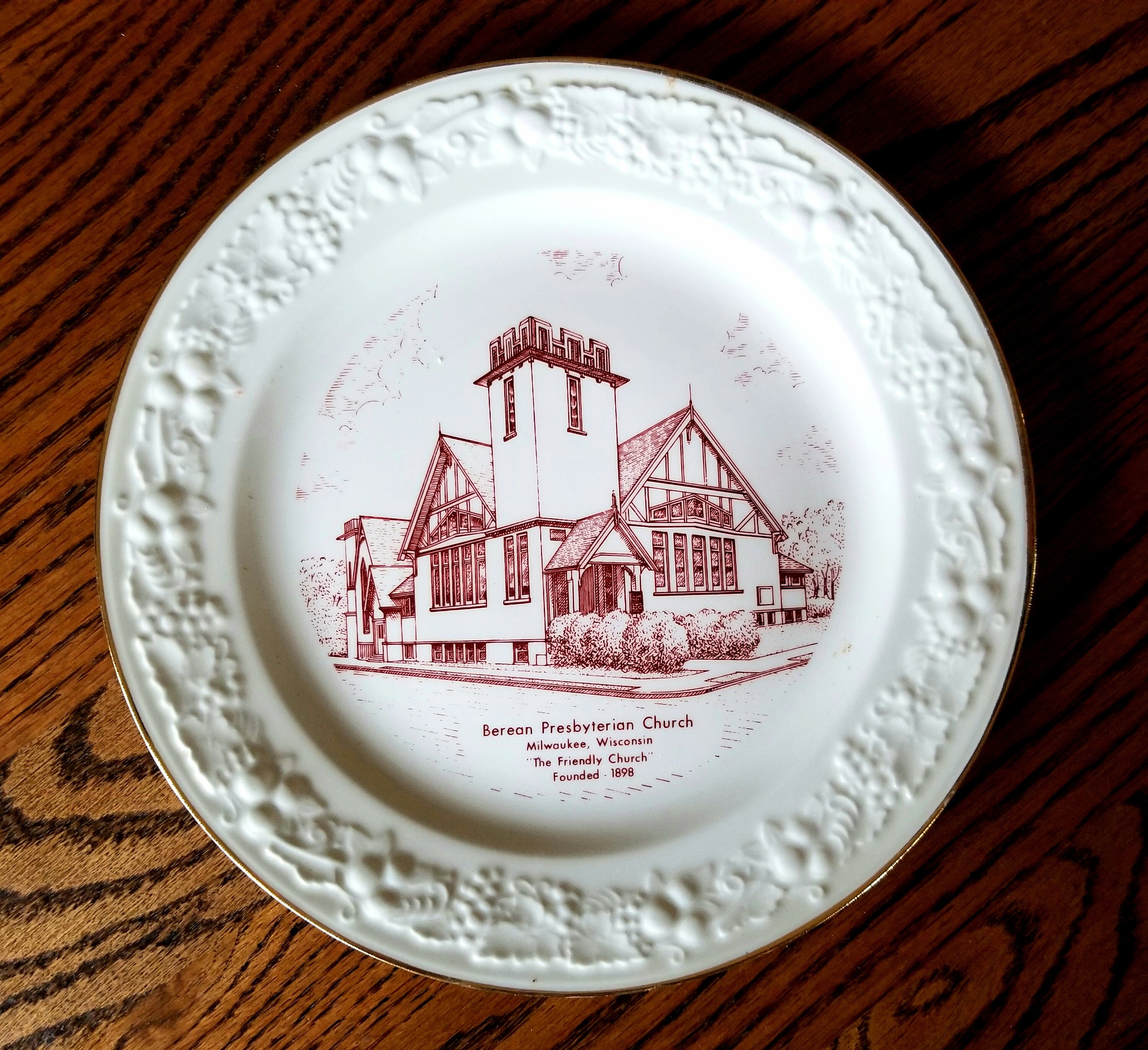 Vintage Commemorative Plates set of 5 - Etsy