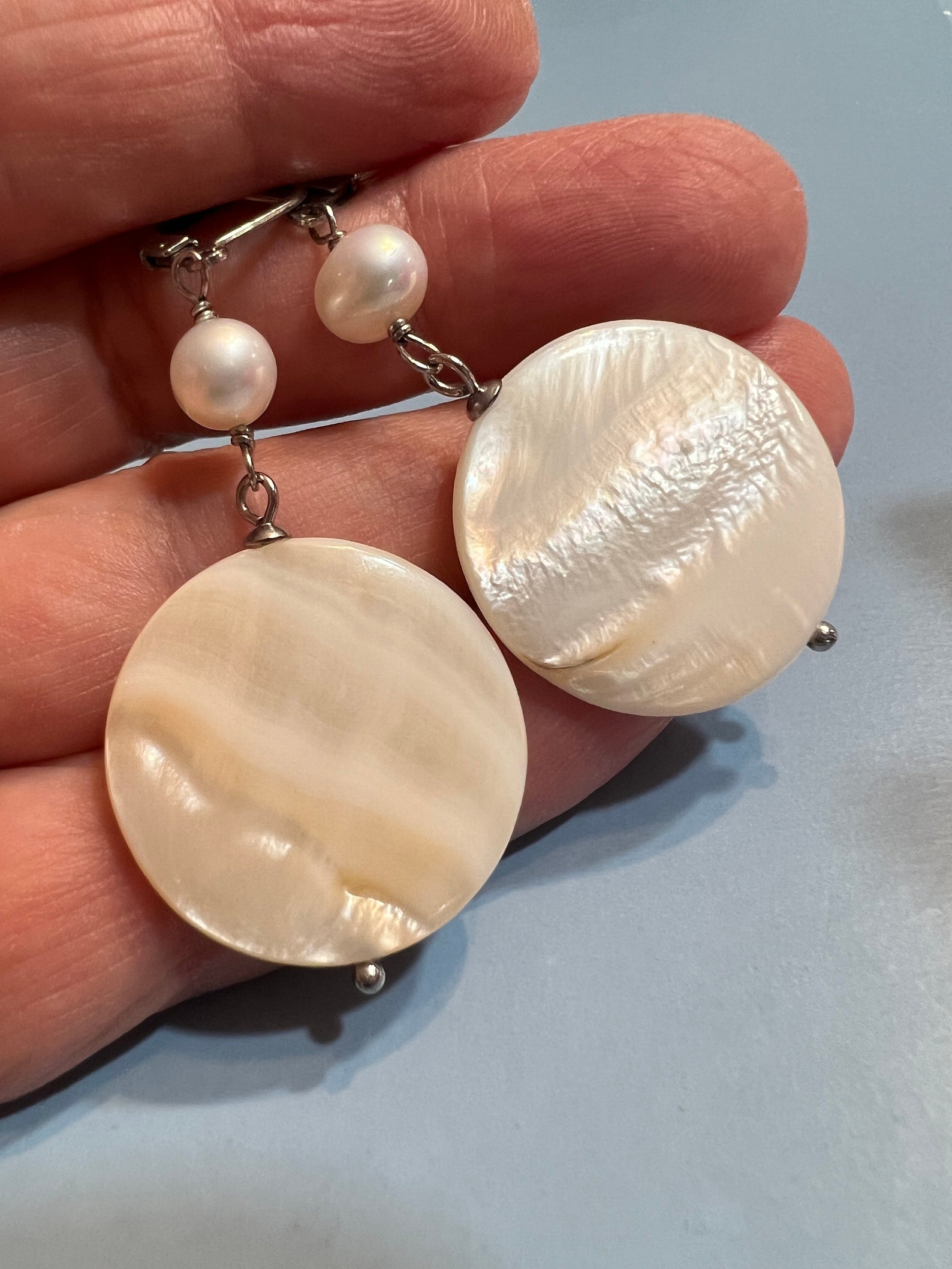 Mother of Pearl Earrings, Coin Shell Pearl Earrings, Coin Beads Natural ...