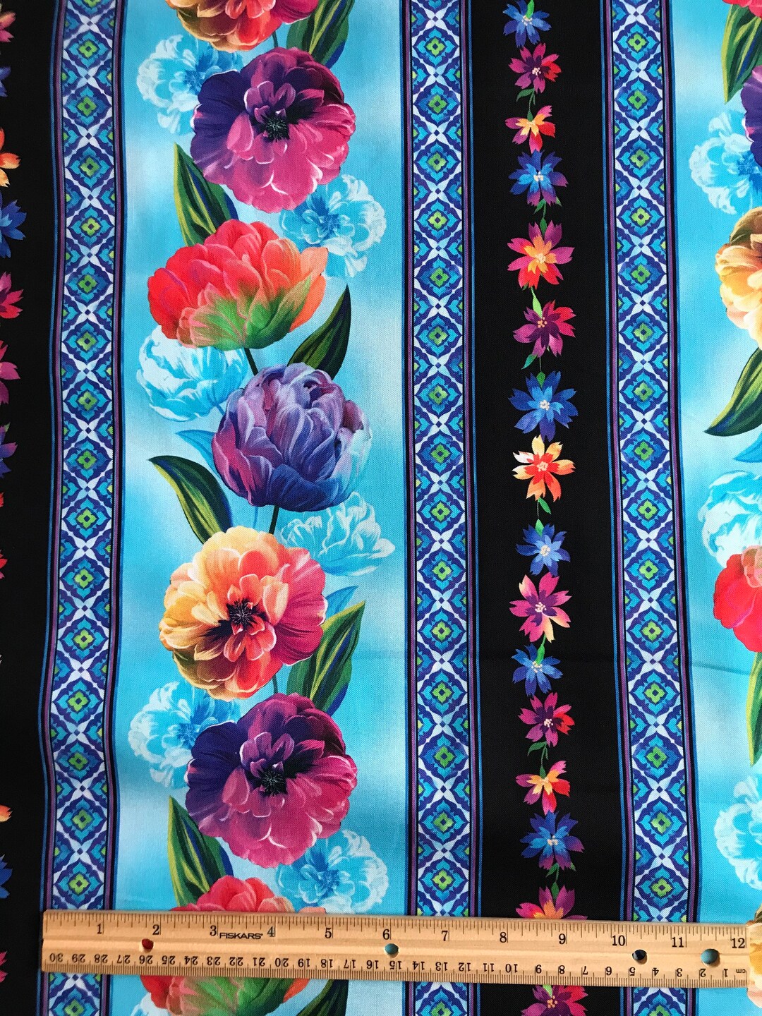 Floral Fabric, Floral Border Stripe Fabric, in Full Bloom, Large Floral ...