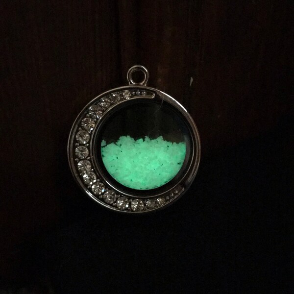 Glow in the Dark Locket - Etsy
