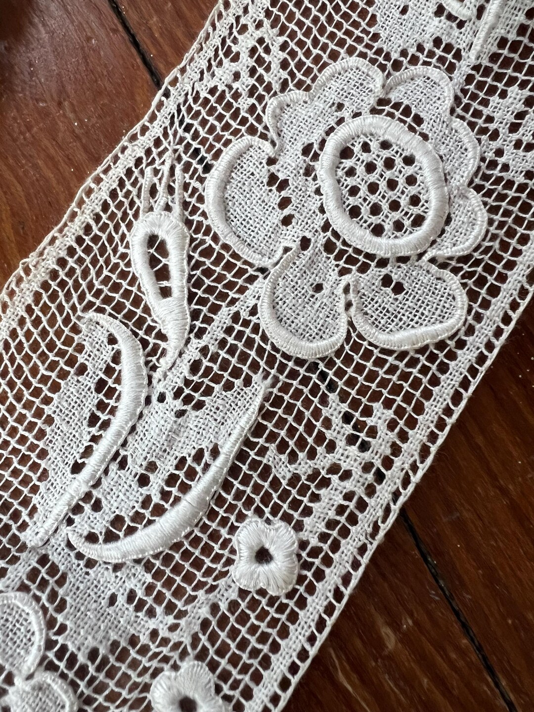 3 Yards Antique Handmade Filet Lace. Hand Embroidered - Etsy