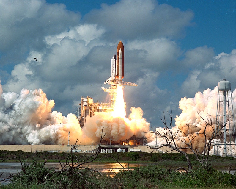 Space Shuttle Discovery STS-26 Launch NASA Poster Art Photo 8x10 11x14 ...