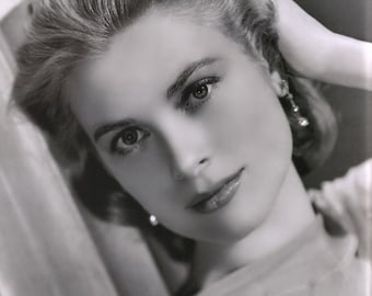 Lauren Bacall Beautiful Face Poster Art Photo Artwork 11x14 or | Etsy