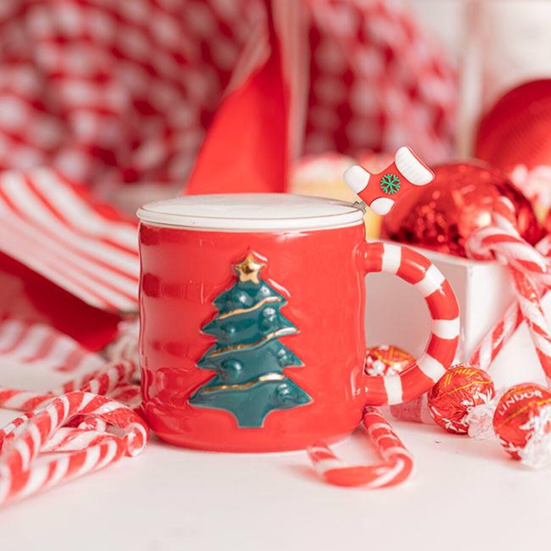 CHRISTMAS MUG Tree With Lid and Stirrer Stocking Spoon Coffee Tea Hot ...