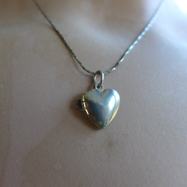 Locket Display - Etsy