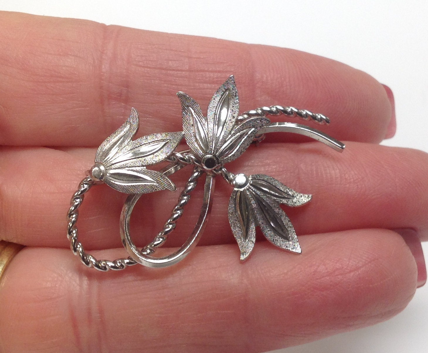 Vintage Signed V. O. Sterling Three Leaf Pin - Etsy