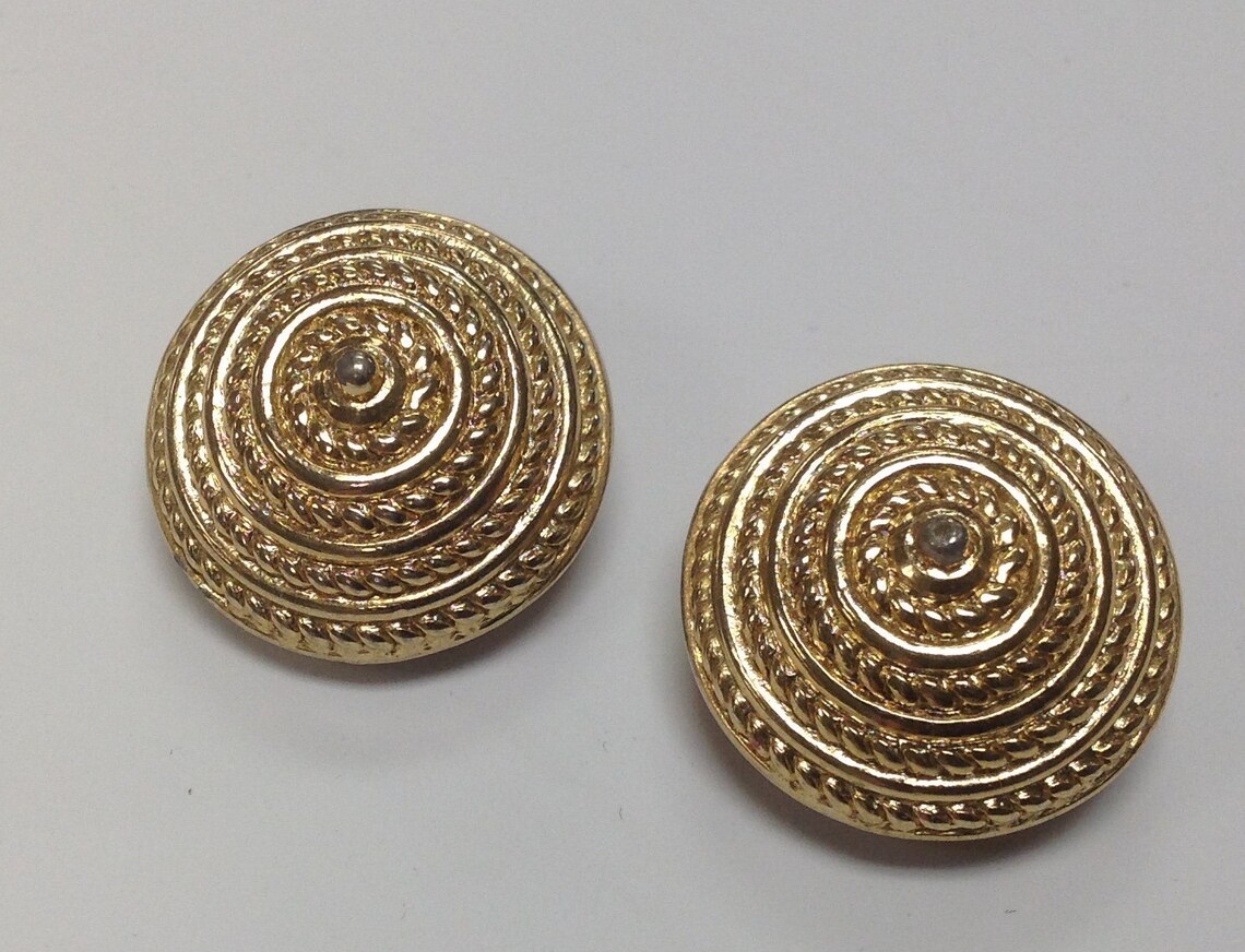 Vintage Sarah Coventry Domed Coiled Rope Button Clip on Earrings - Etsy