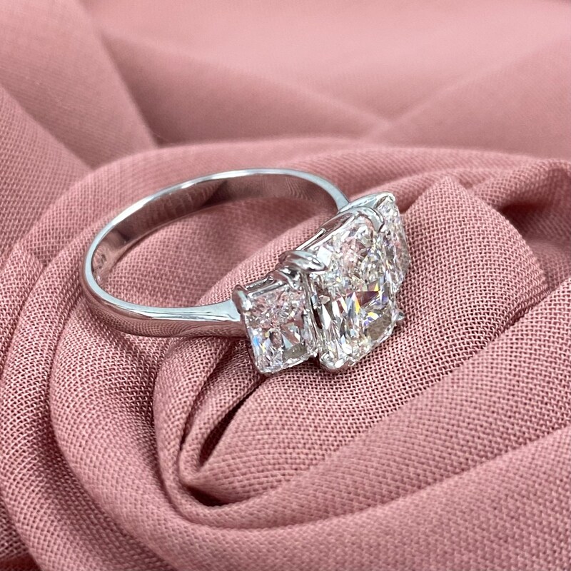 3 Stone Diamond Ring - Etsy