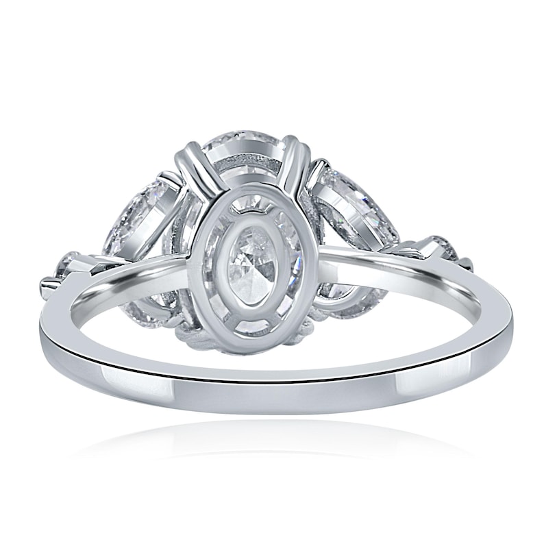 Oval Lab Grown Diamond Engagement Ring: 2ct, E Color VS1, 14k White ...