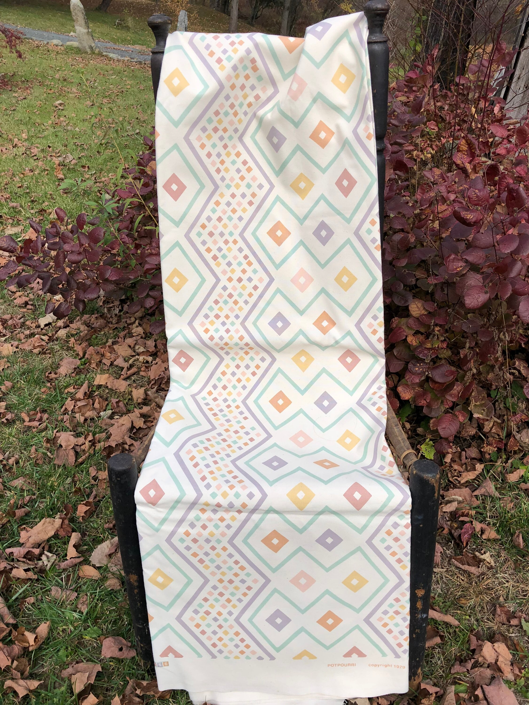 1970s Fabric Rosecore Handprints 'potpourri' - Etsy