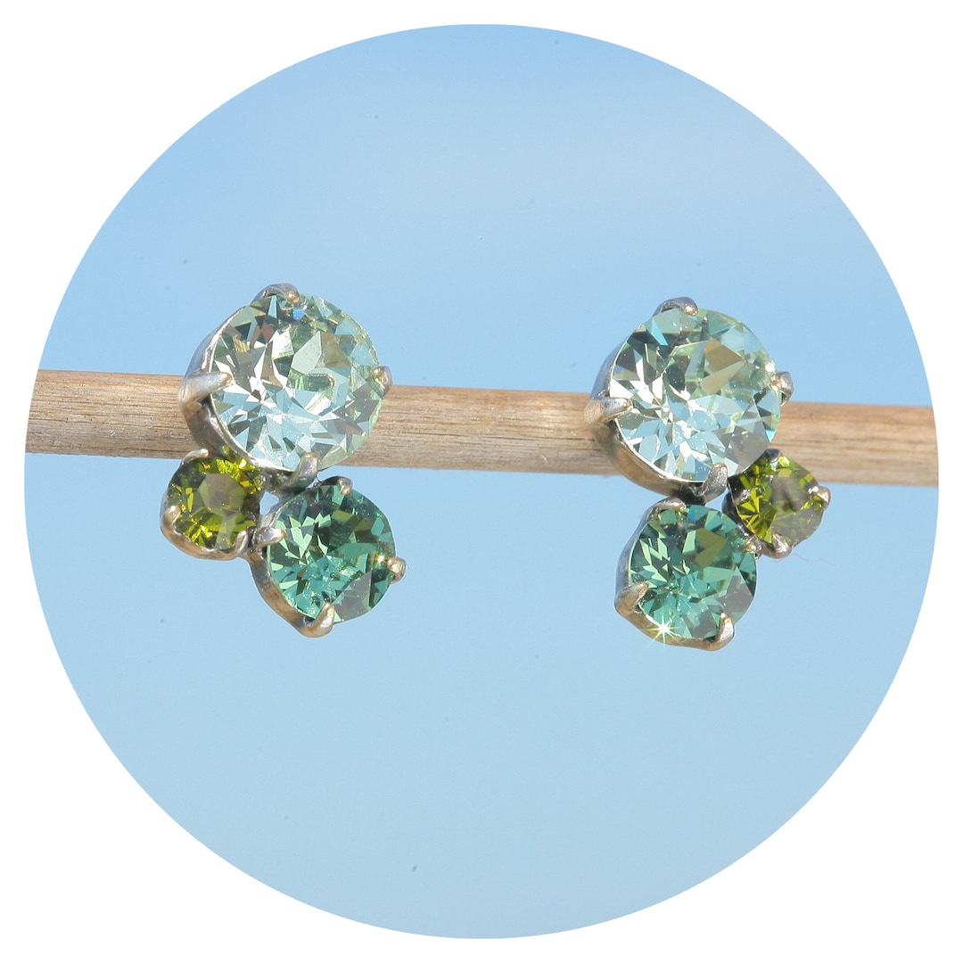 Artjany Earrings Swarovski Crystals 3 Chatons Erinite Green Mix Silver ...