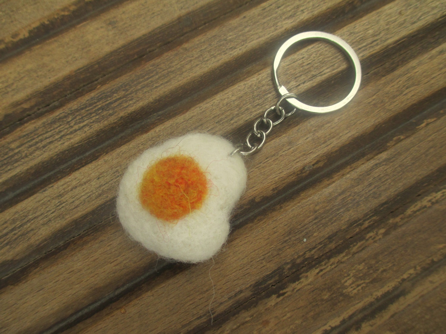 Needle Felted Woolen Fried Egg Keychain Felf fried egg Felt | Etsy
