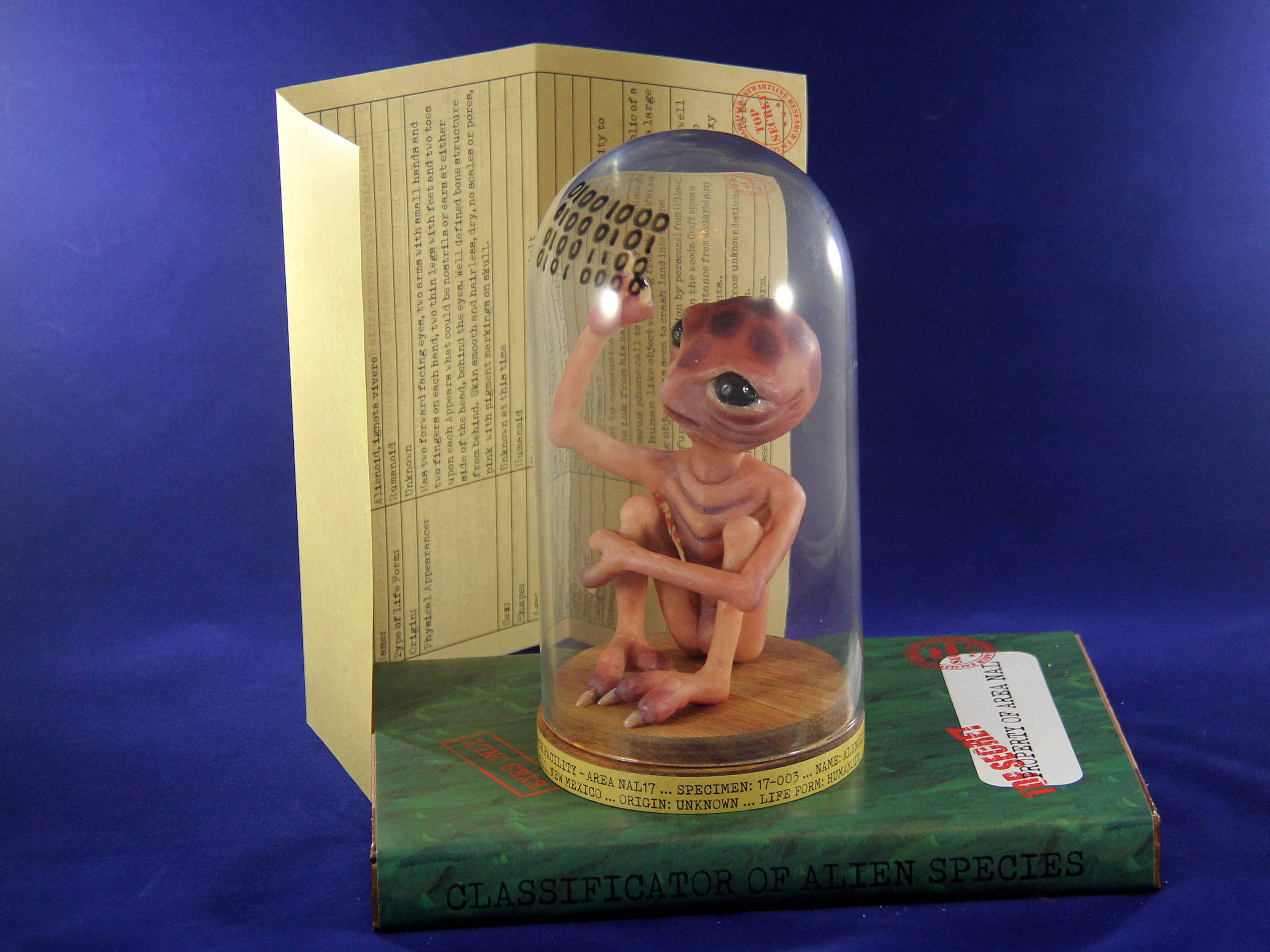 Alien Specimen 17-003 Humanoid Alien Figurine. Mutant - Etsy